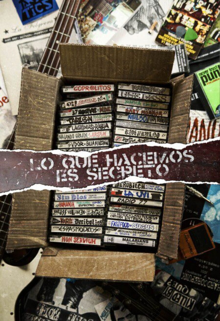 Cartel España - Cartel de Lo que hicimos fue secreto (2016) - eCartelera Cartel España - Cartel de Lo que hicimos fue secreto (2016) - eCartelera