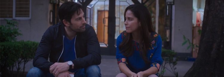 Carteles de American Curious (2018) - eCartelera