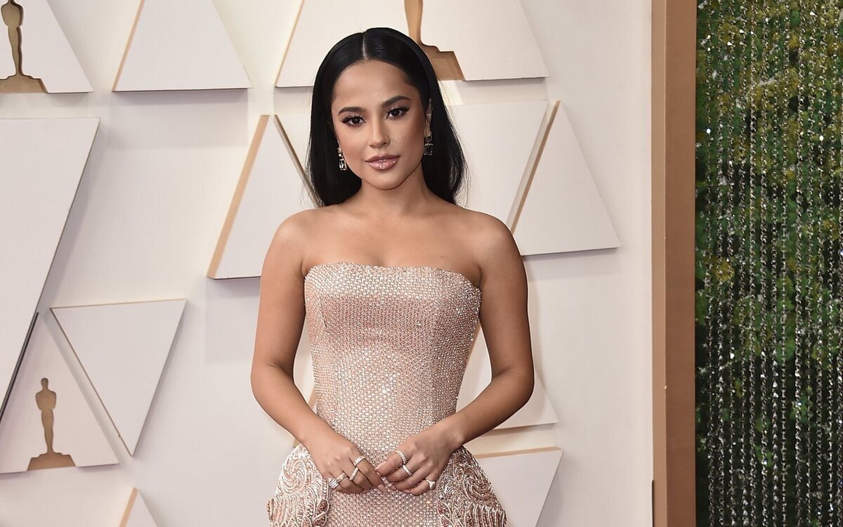 Becky G anuncia que se une al Universo DC con un papel en 'Blue Beetle ...