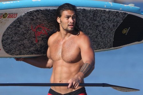 La increíble historia de amor de Jason Momoa y su mujer y más ...